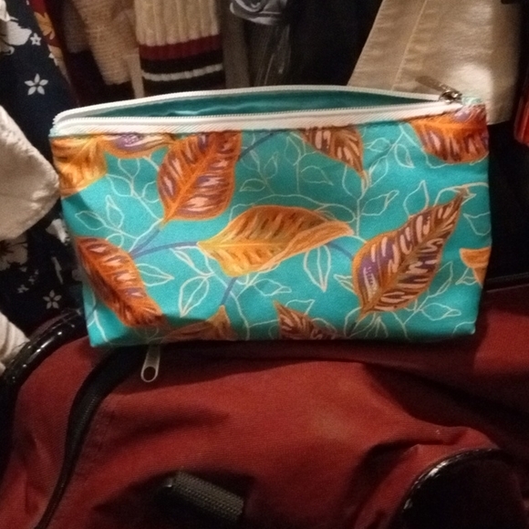 Estee Lauder | Bags | Estee Lauder Bag | Poshmark